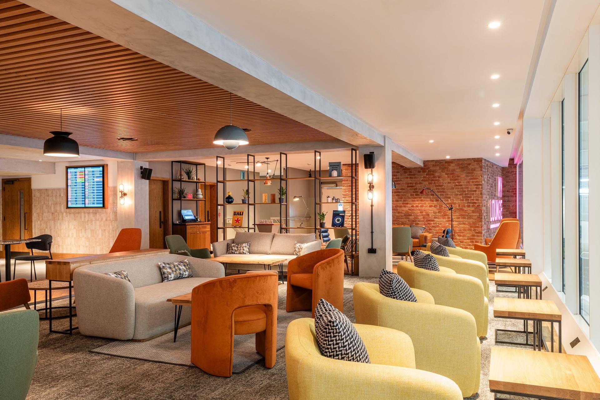 Luton Airport Lounges | No1 Lounges