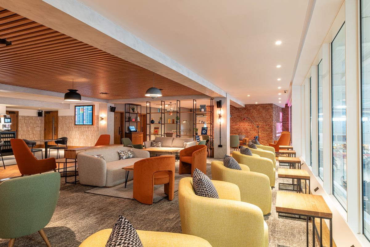 Luton Airport Lounges | No1 Lounges